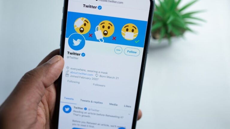 9 Finest Twitter Trends to Follow in 2025 - Redandwhitemagz